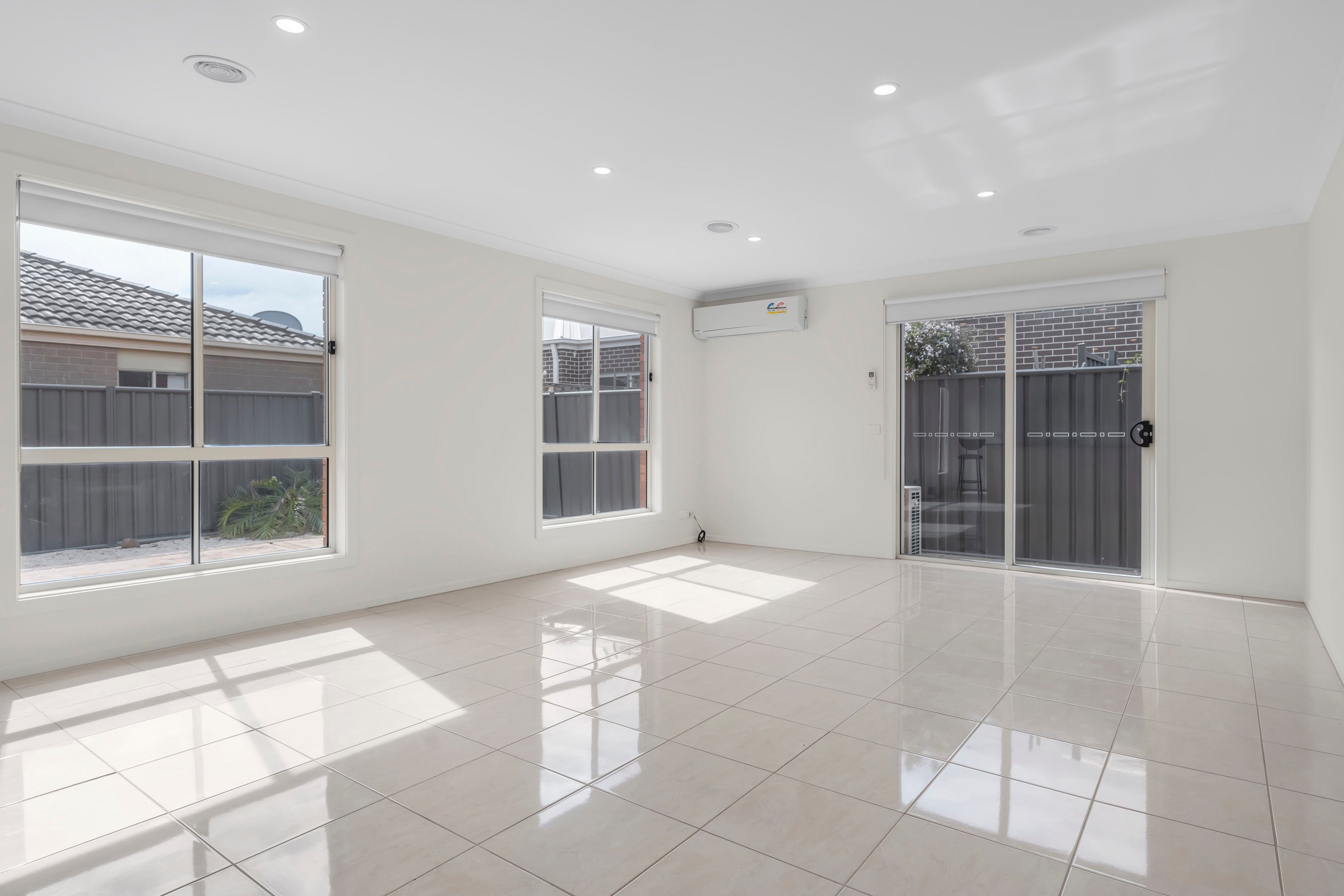 28 Hindmarsh Drive, MANOR LAKES, VIC 3024 - House for Rent - Ray White ...