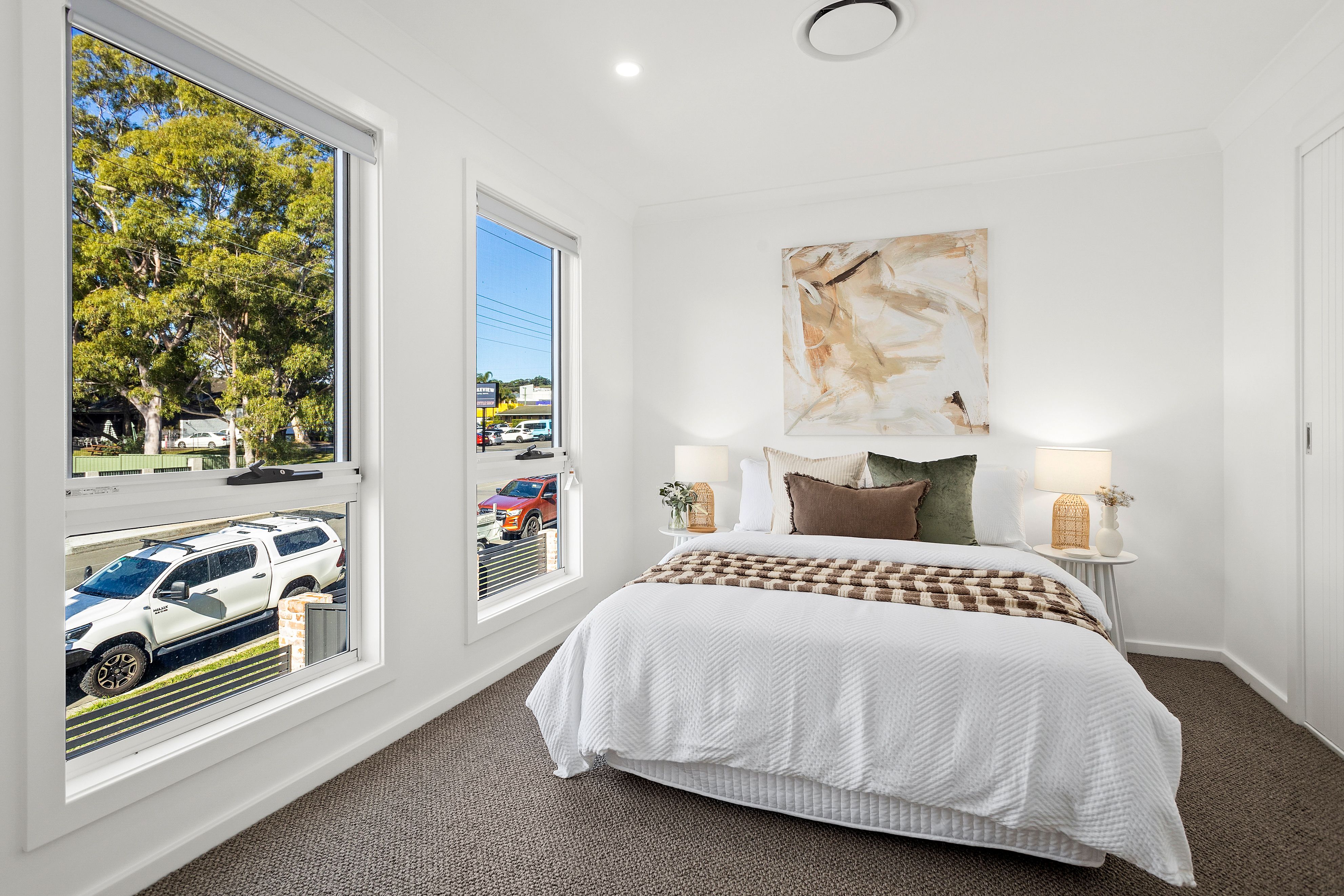7A Government Road, Oak Flats, NSW 2529 - Townhouse for Rent - Ray ...
