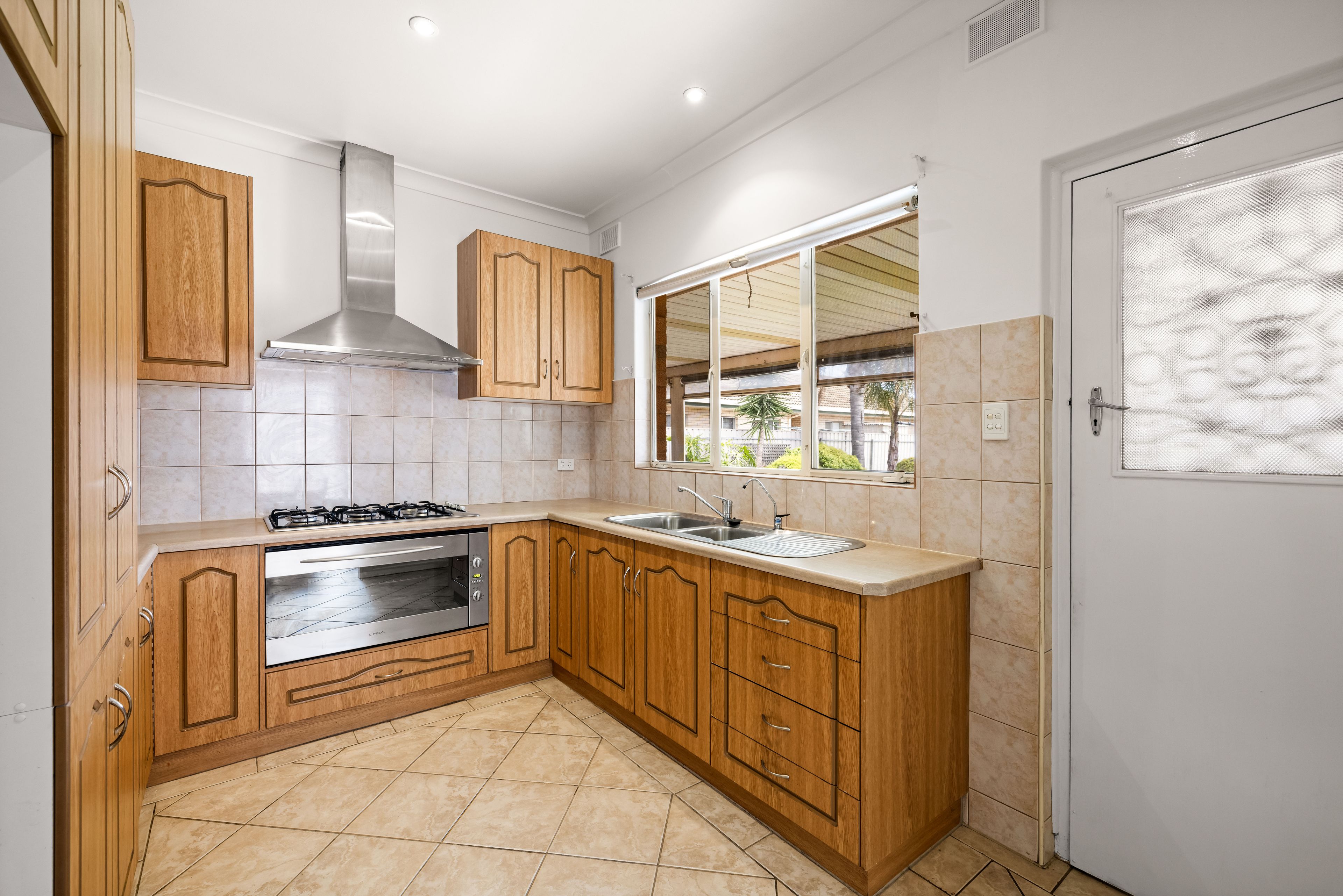 8 Craig Street, Greenacres, SA 5086 - Sold House - Ray White Prospect