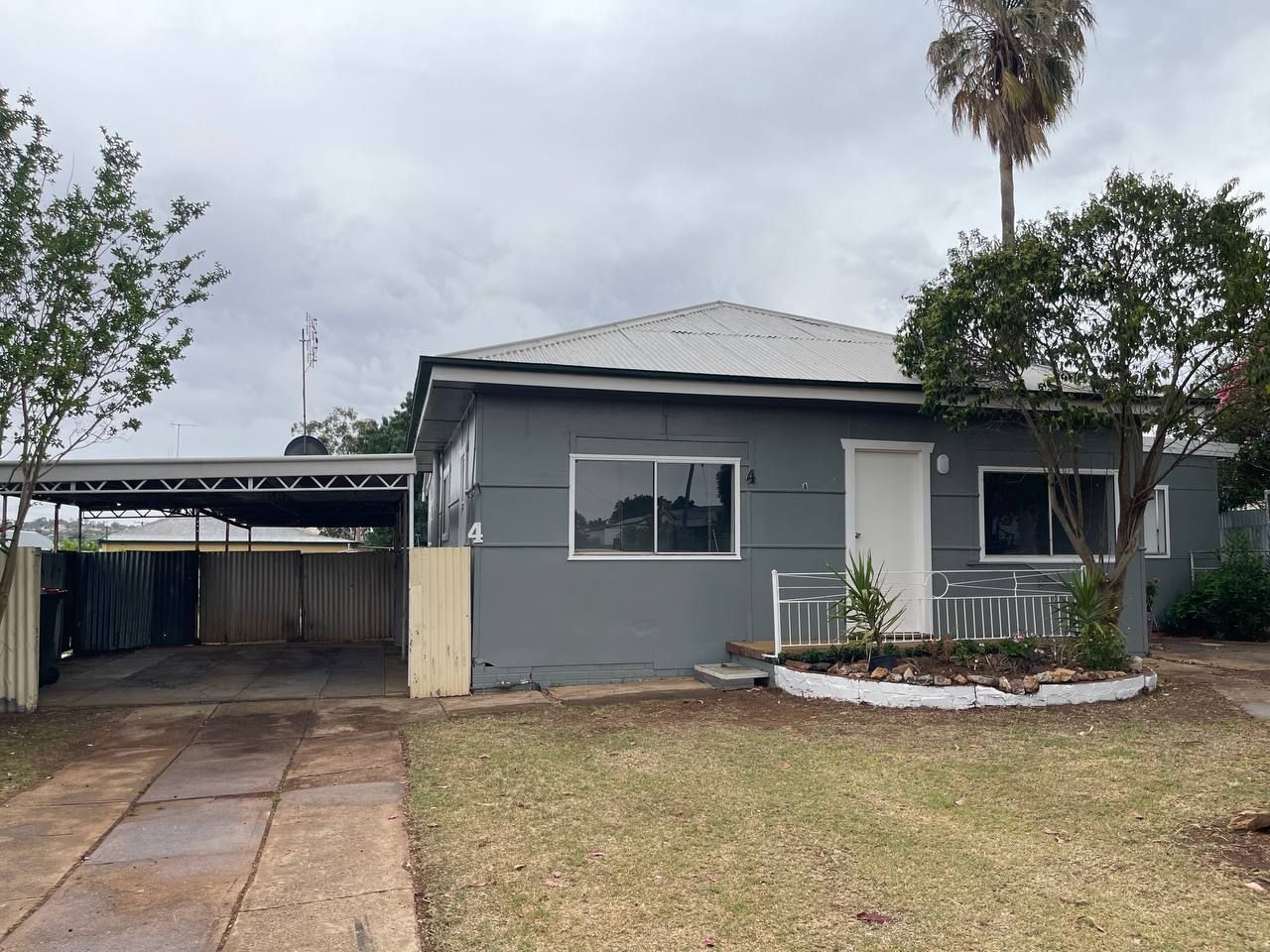 1/4 Medlyn Street, Parkes, NSW 2870 - Leased Unit - Ray White Parkes ...