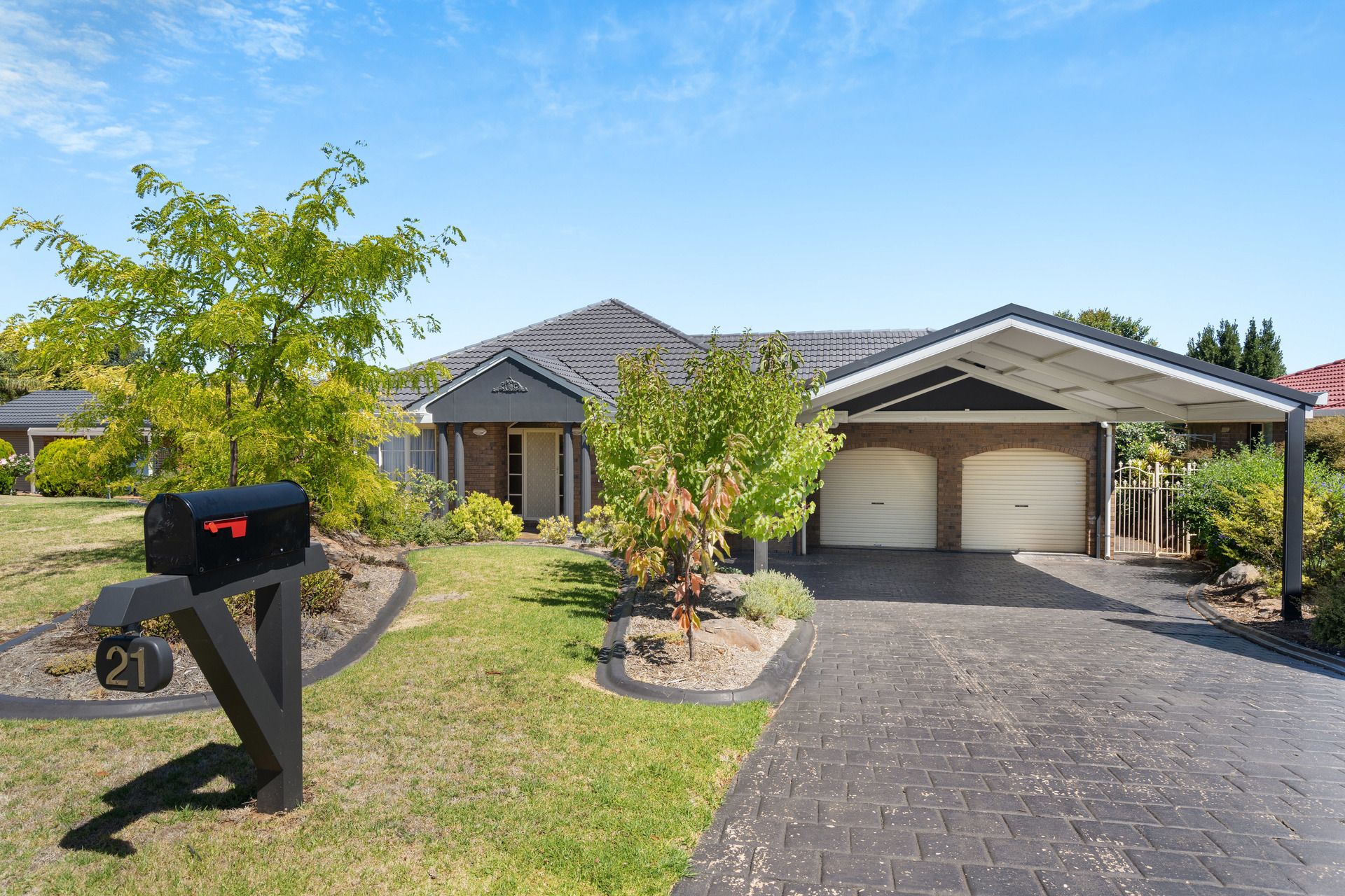 21 Lapwing Street, Hallett Cove, SA 5158 - Leased House - Ray White ...