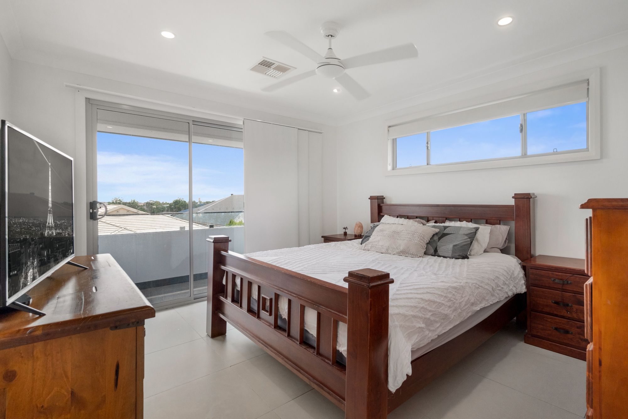 20b Walker Street, Oran Park, NSW 2570 - Sold House - Ray White ...