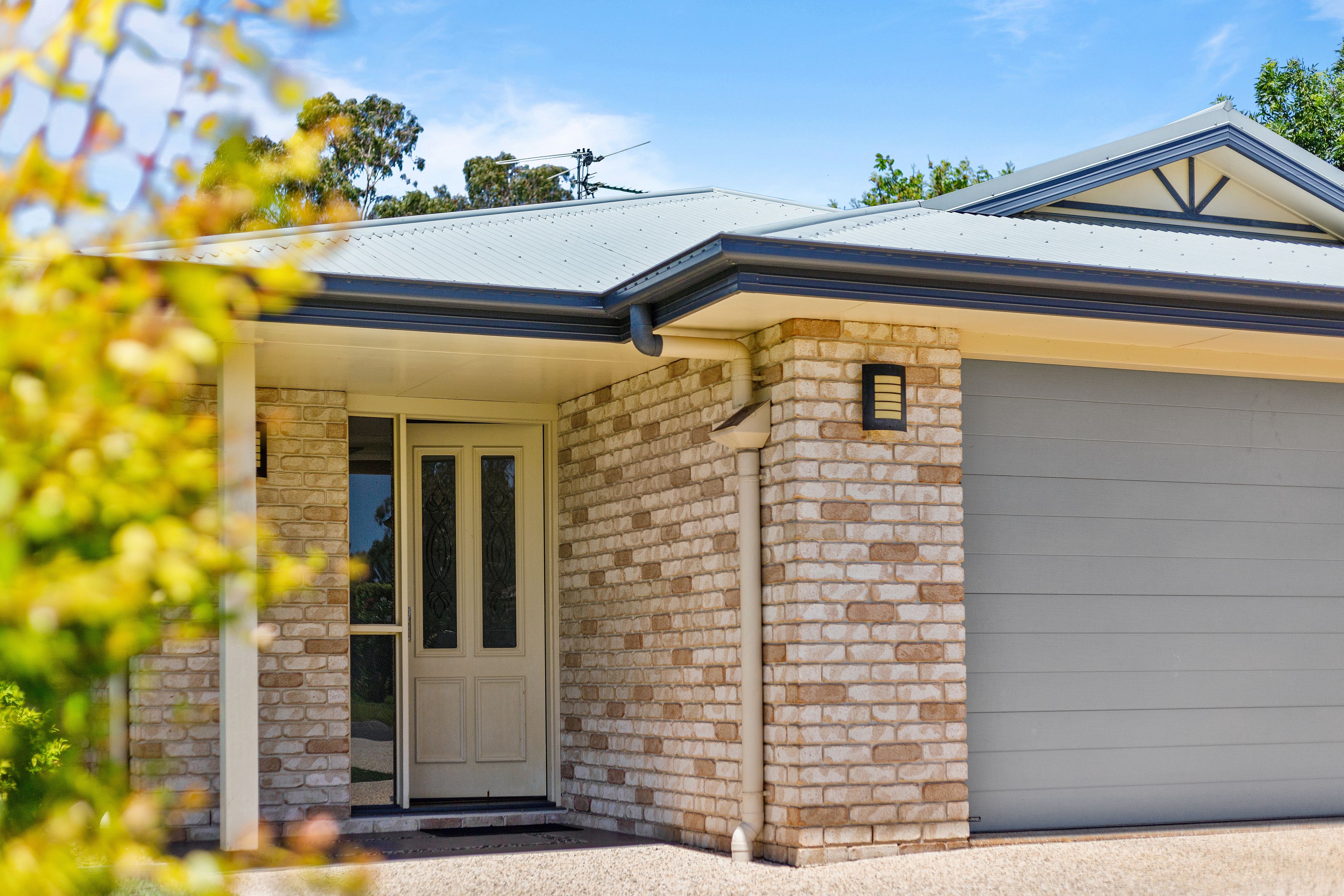 Ray White Rural Pittsworth