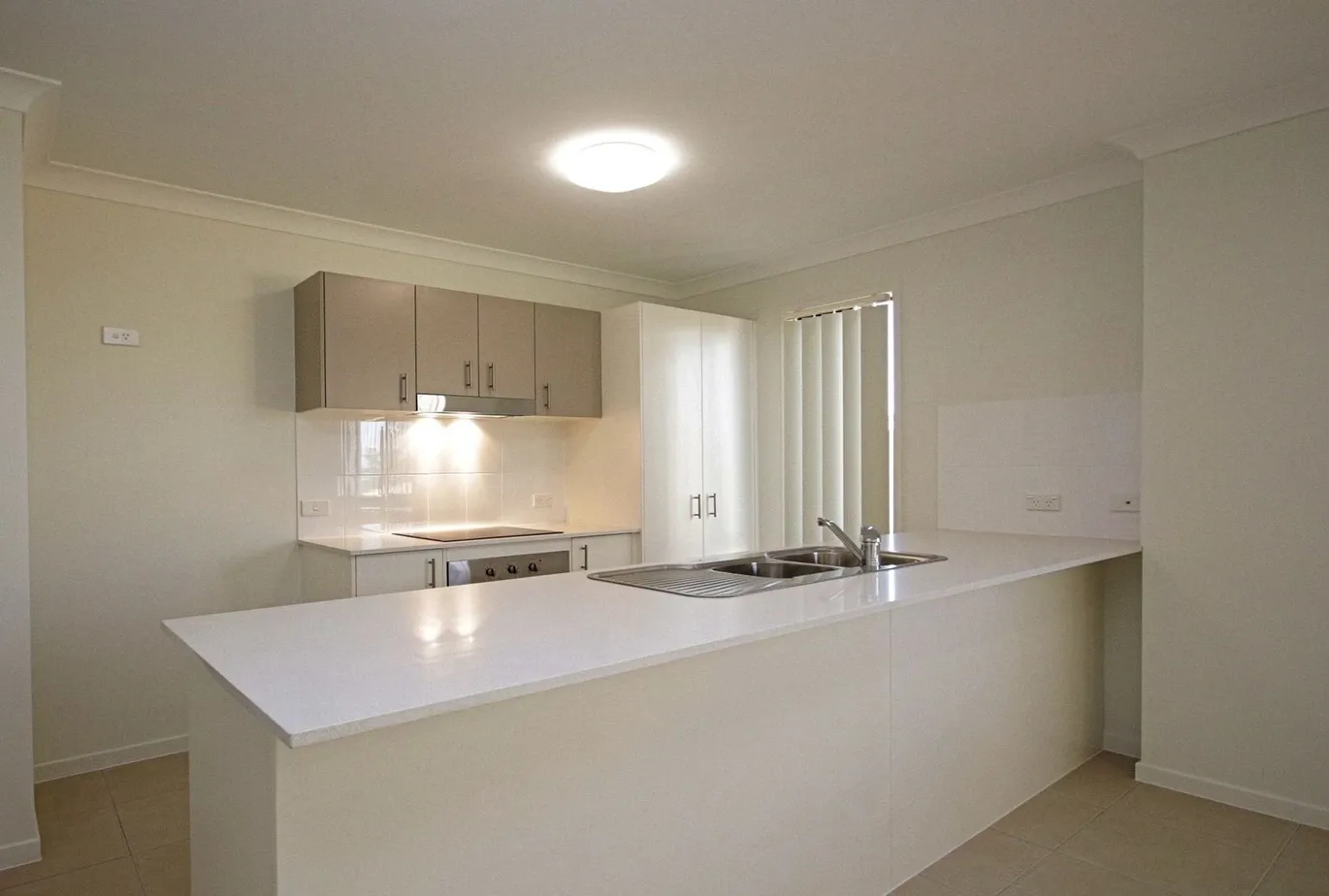1/59 Brentwood Drive, Bundamba, QLD 4304 - DuplexSemi-detached for Rent ...