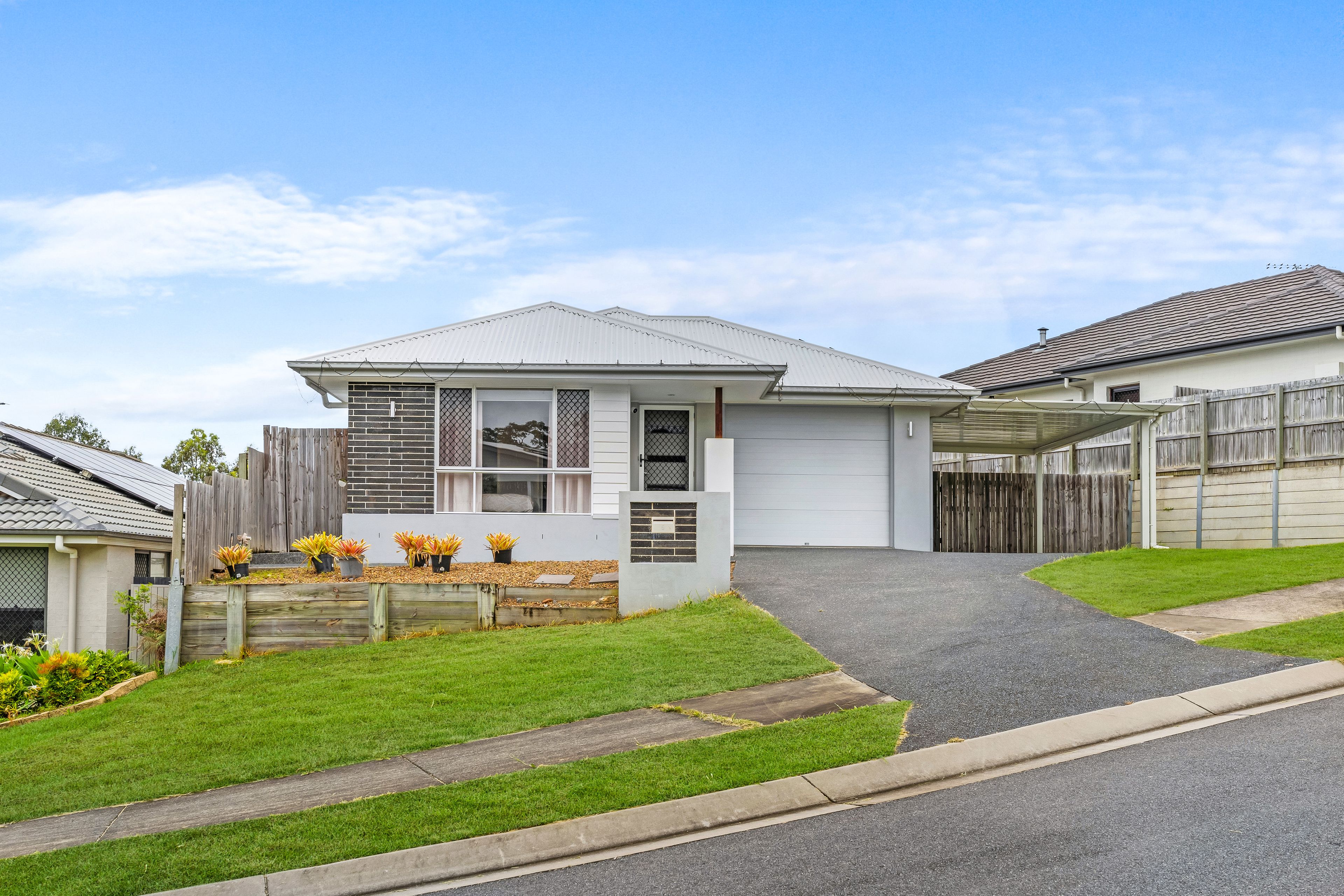 5 Tabei Place, Springfield Lakes, QLD 4300 - Leased House - Ray White ...