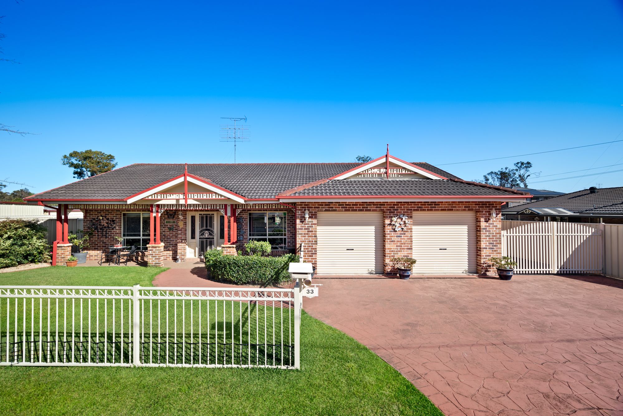 33 Jason Avenue, South Penrith, NSW 2750 - Sold House - Ray White ...