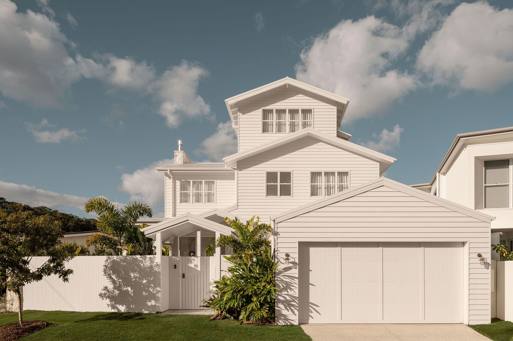 1/1 Guyra Avenue, Burleigh Heads, QLD 4220 - Sold House - Ray White ...