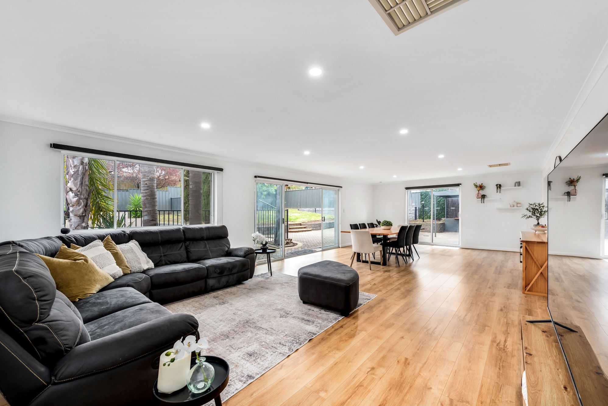 Ray White Woodcroft