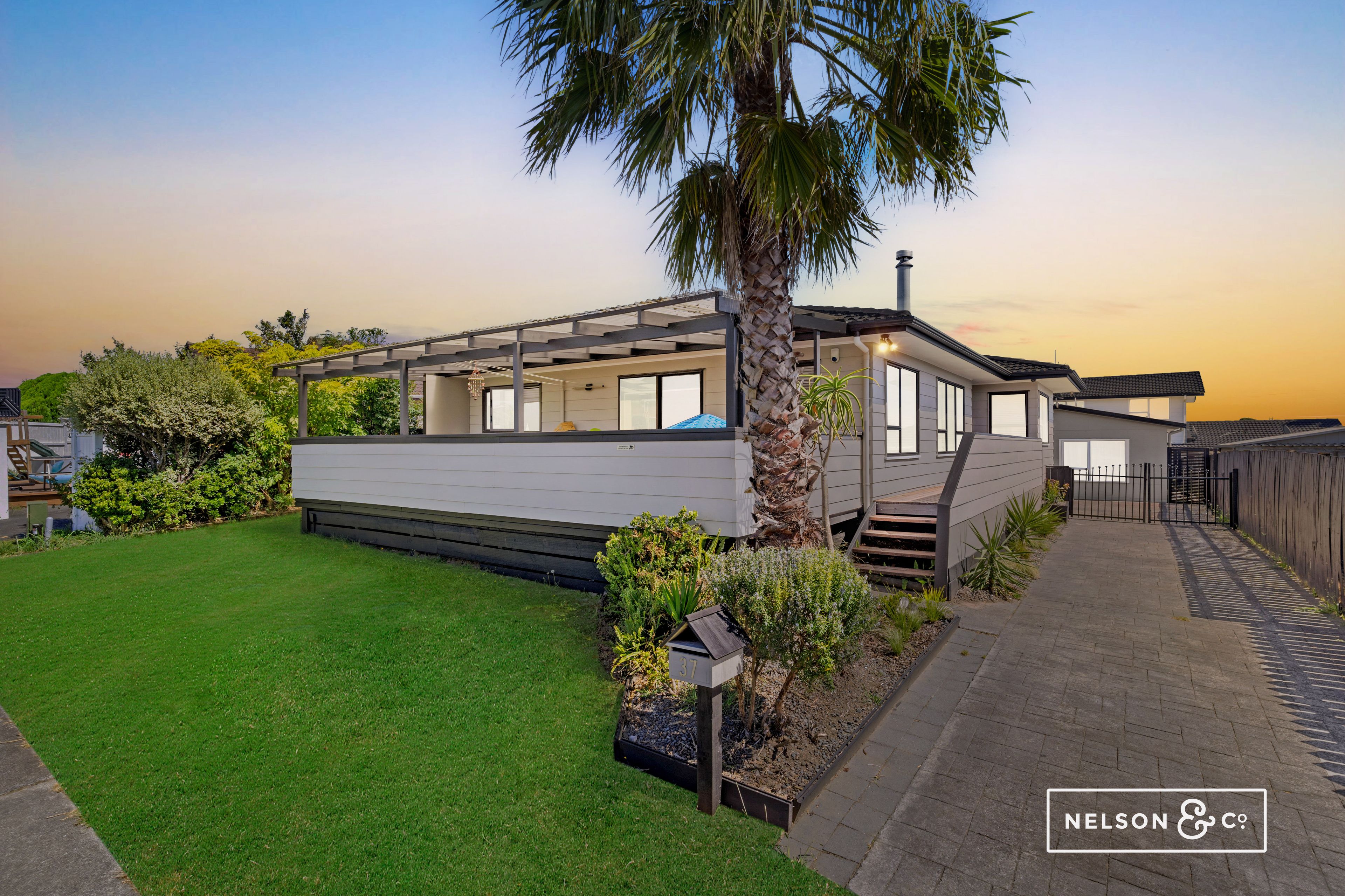 37 Greenstone Place, Clover Park, – Home For Sale • Ray White New Zealand