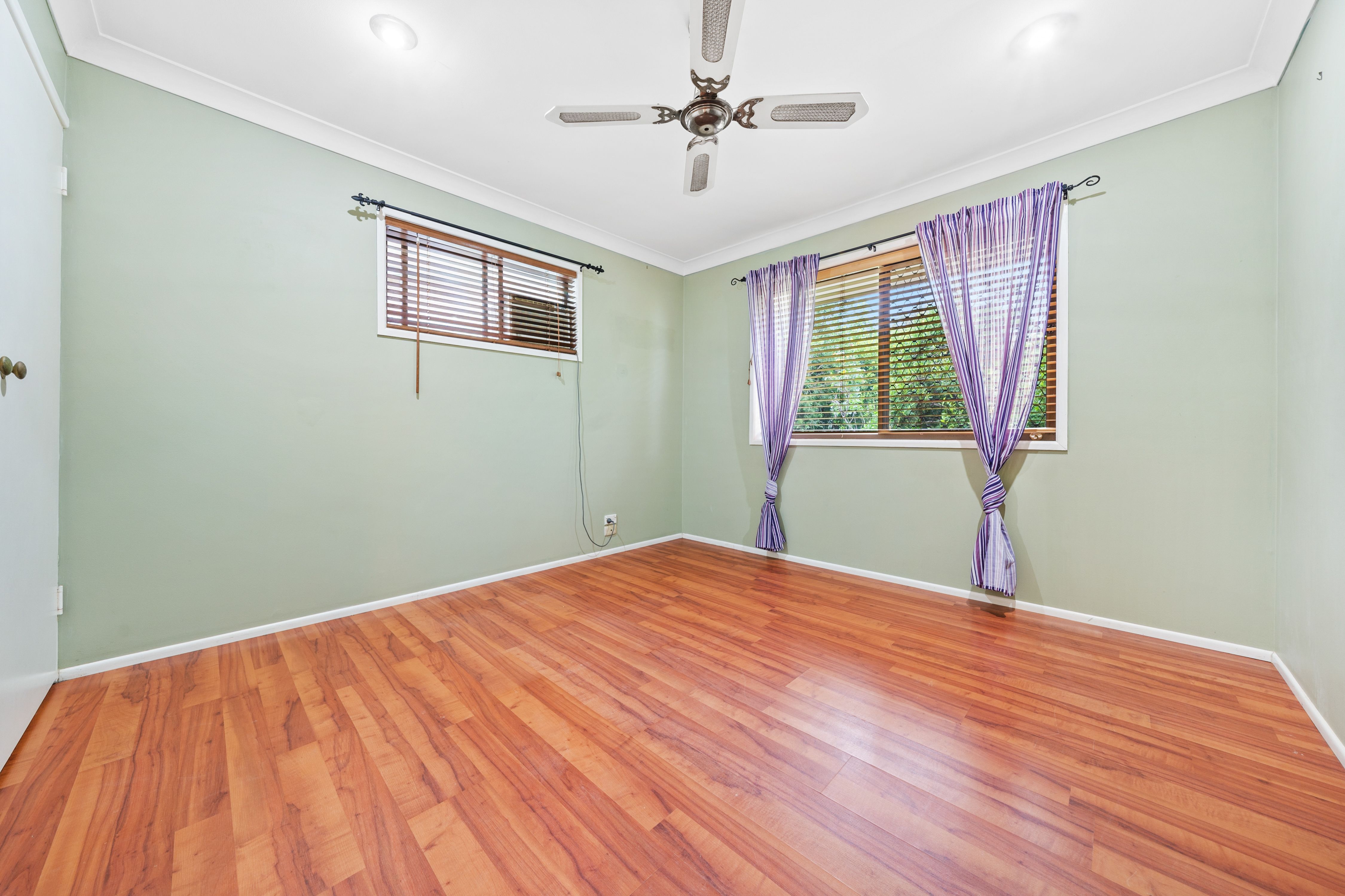 112 Mount Warren Boulevard, Mount Warren Park, QLD 4207 - Leased House ...