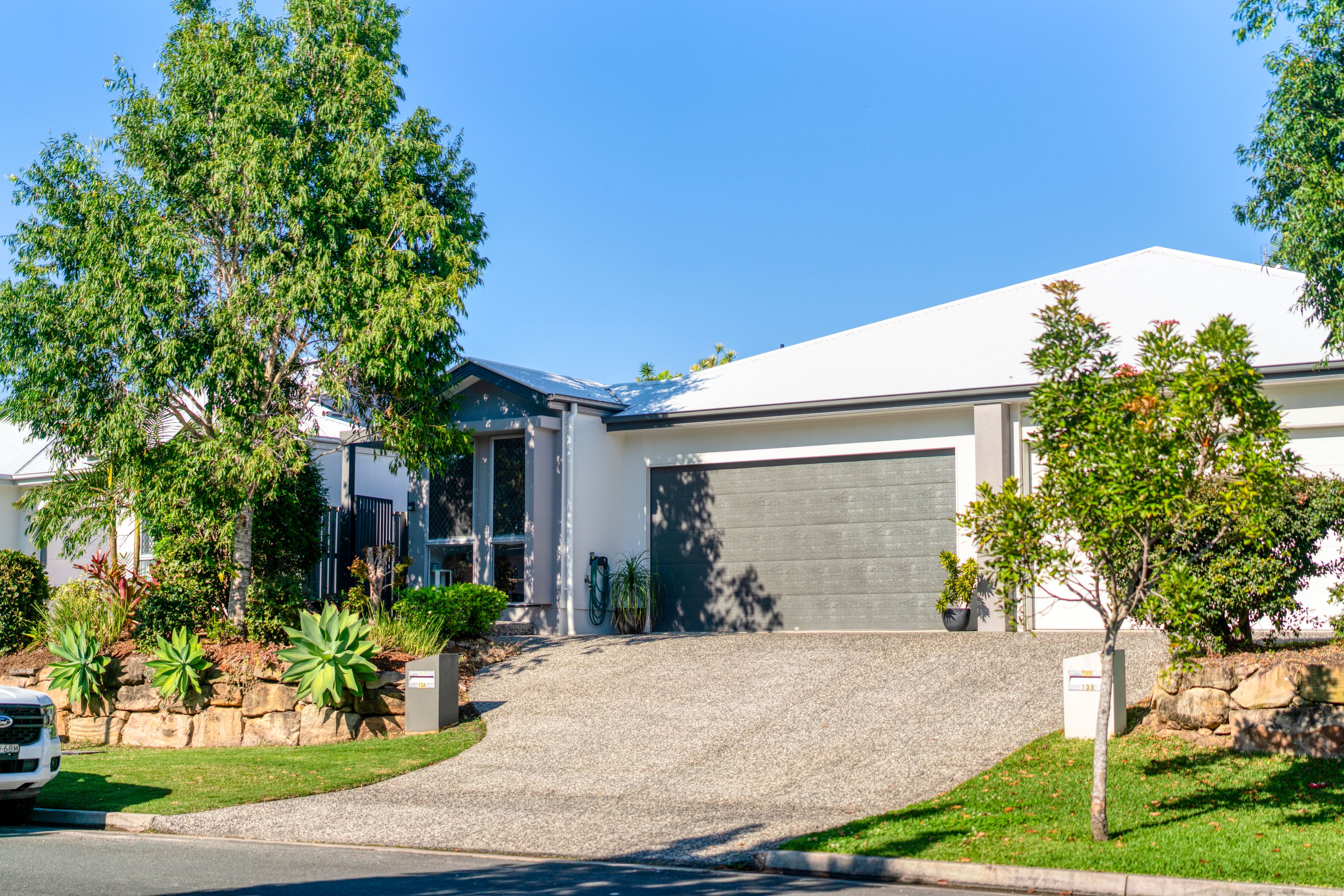 1/13 Sapphire Place, Elanora, QLD 4221 - Sold DuplexSemi-detached - Ray ...