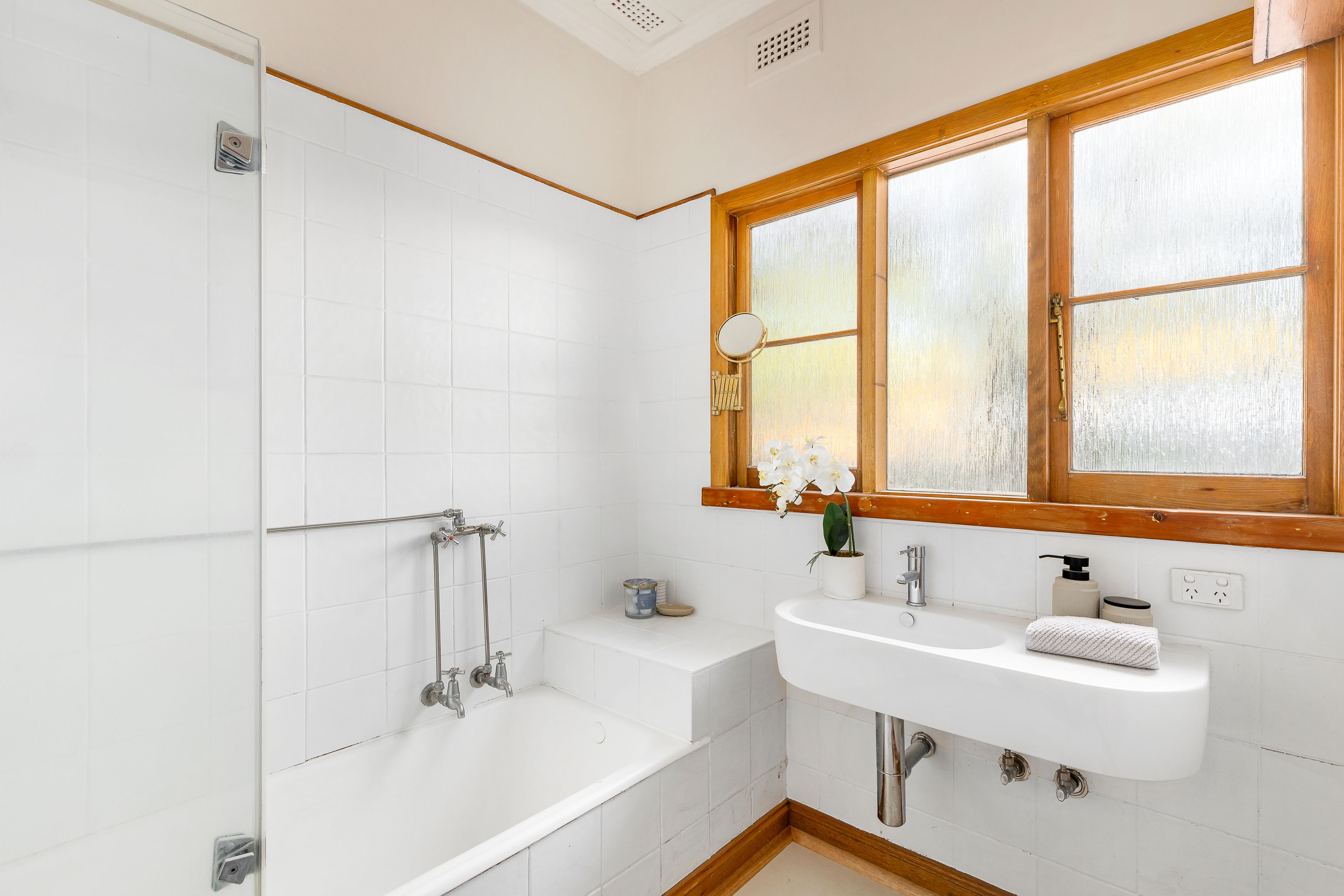 6 Anson Court, Ashburton, VIC 3147 - Sold House - Ray White Clayton