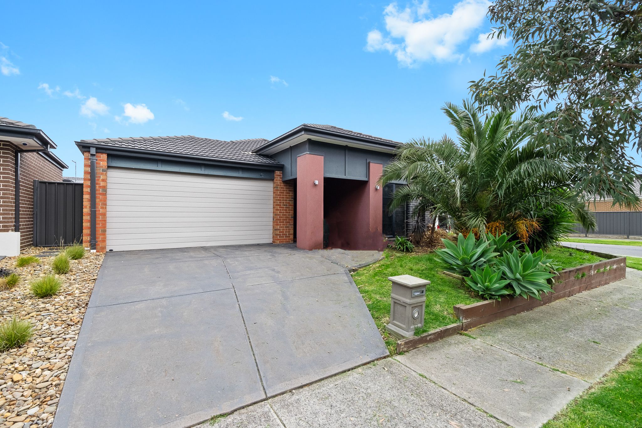 12 Gladiolus Circuit, Cranbourne North, VIC 3977 - Leased House - Ray ...