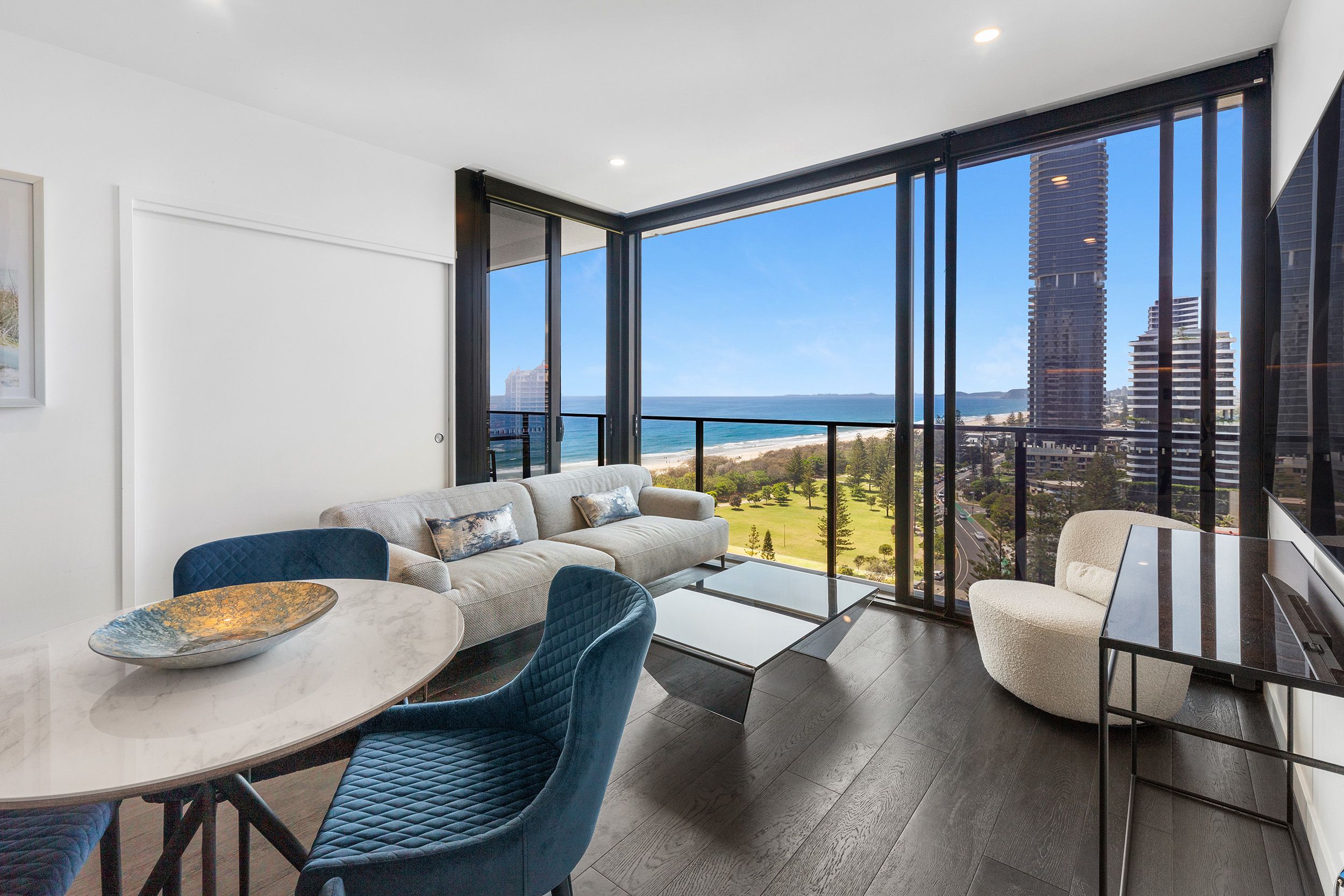 1303/185 Old Burleigh Road, Broadbeach, QLD 4218 - Sold Apartment - Ray ...