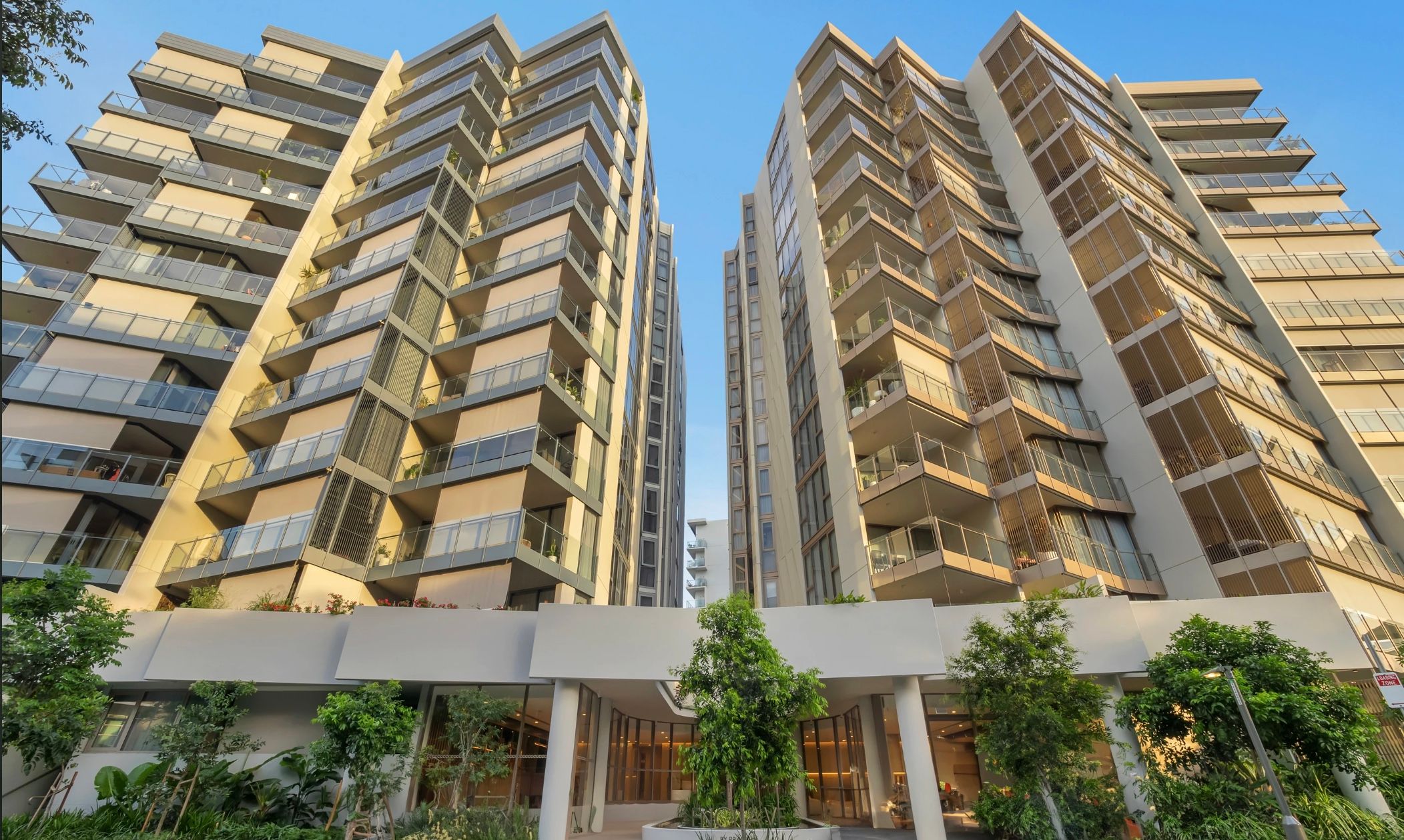 30204/9 Pidgeon Close, West End, QLD 4101 - Unit for Rent - Ray White ...