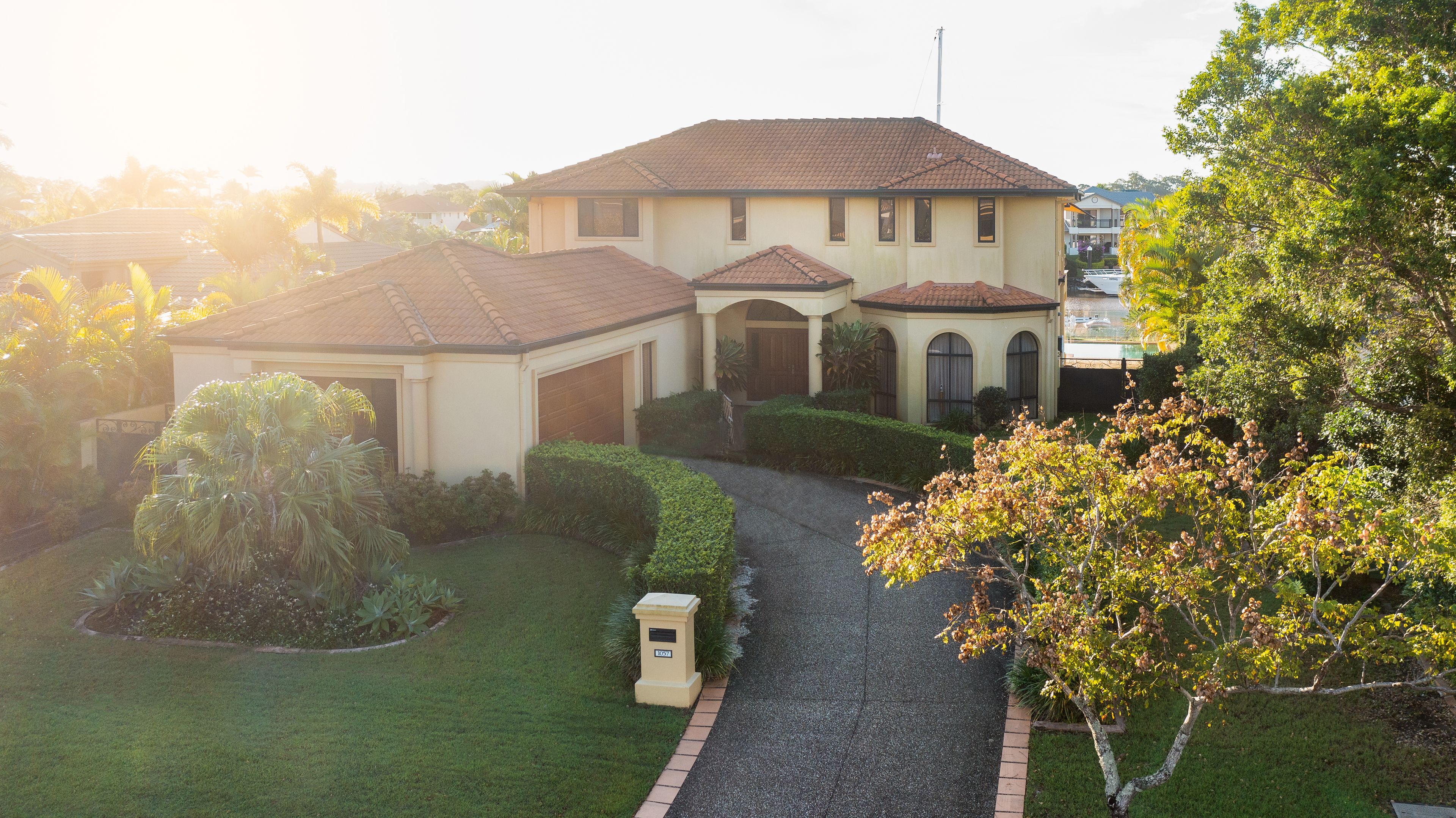 1057 Rosebank Way West, Hope Island, QLD 4212 - Sold House - Ray White ...