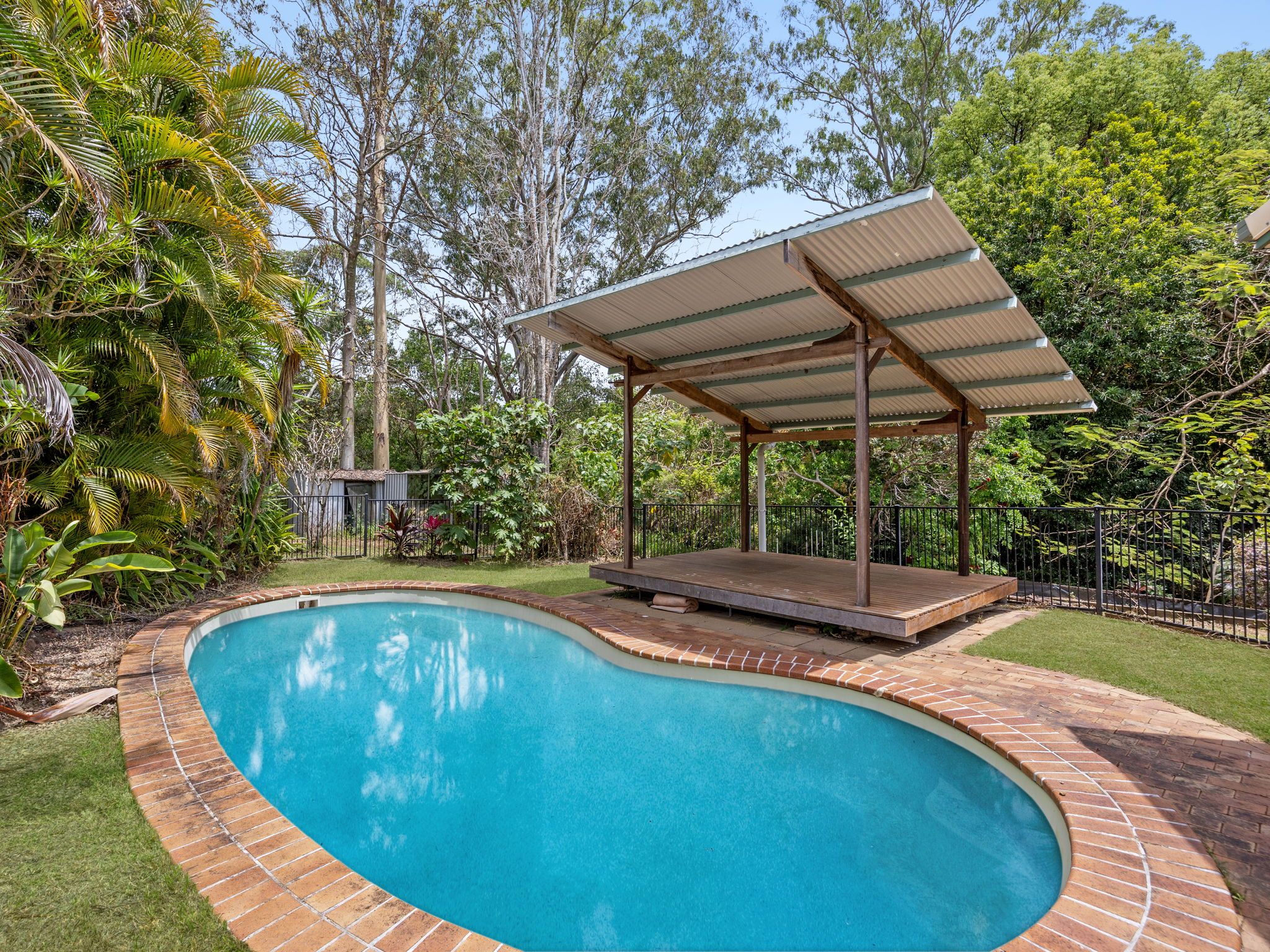 69 Mooloolah Meadows Drive, Mooloolah Valley, QLD 4553 - Sold House ...